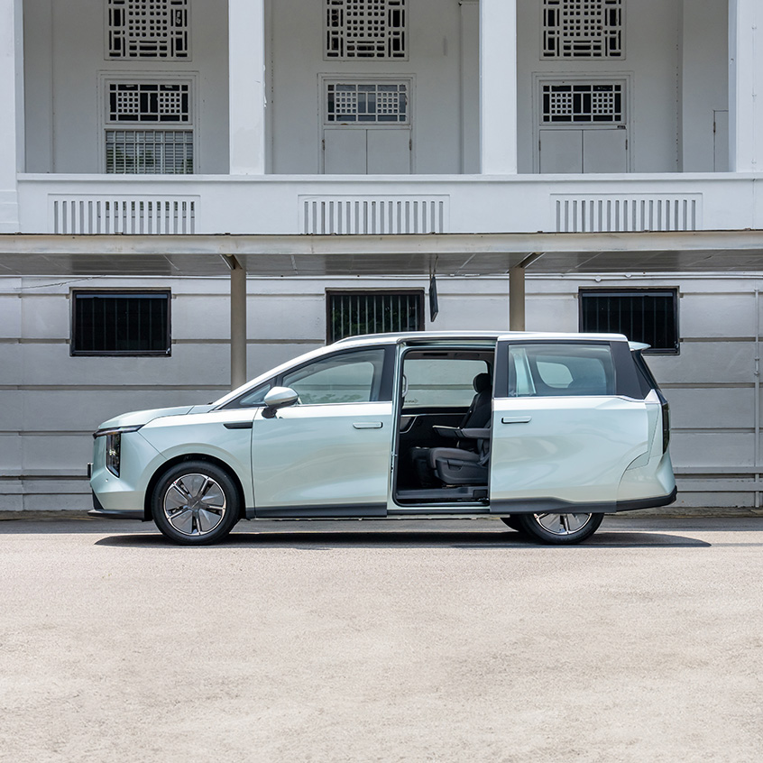 Maxus MIFA 7 | Cycle & Carriage Singapore | Electric MPV